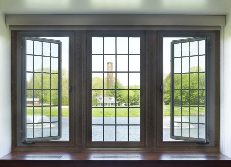 Steel & Bronze Projected and Casement Windows - Hope's