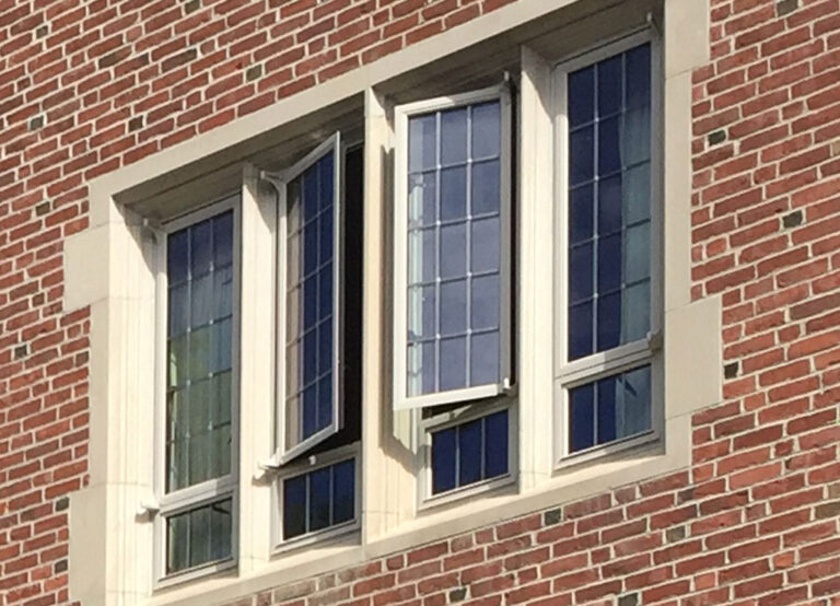 Steel & Bronze Projected and Casement Windows - Hope's